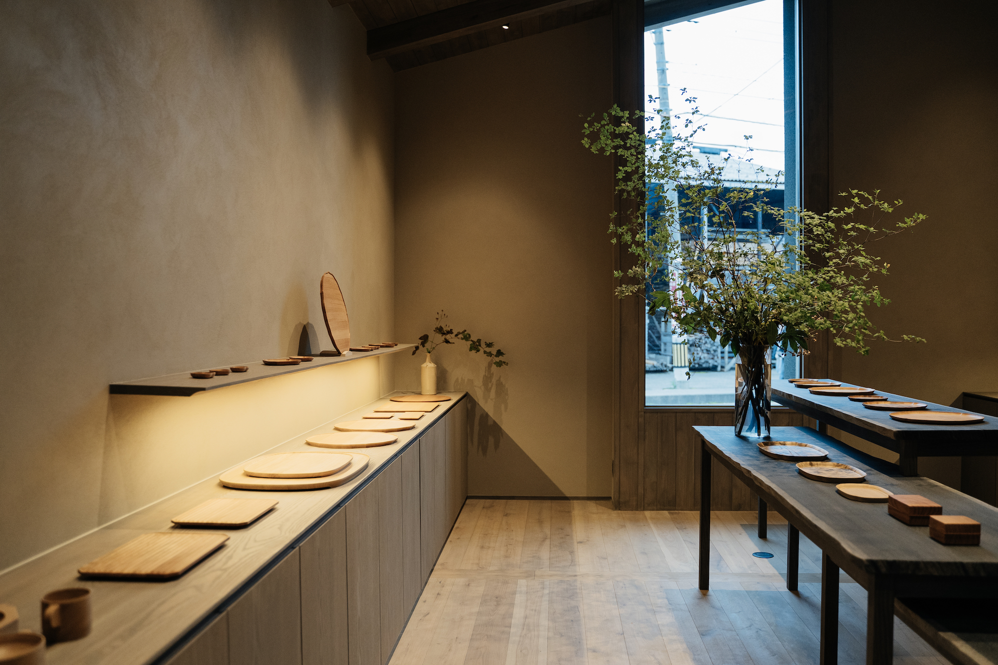 “Aizawa Wood Works Factory’s Gallery” Has Newly Opened | KOGEI Topics ...